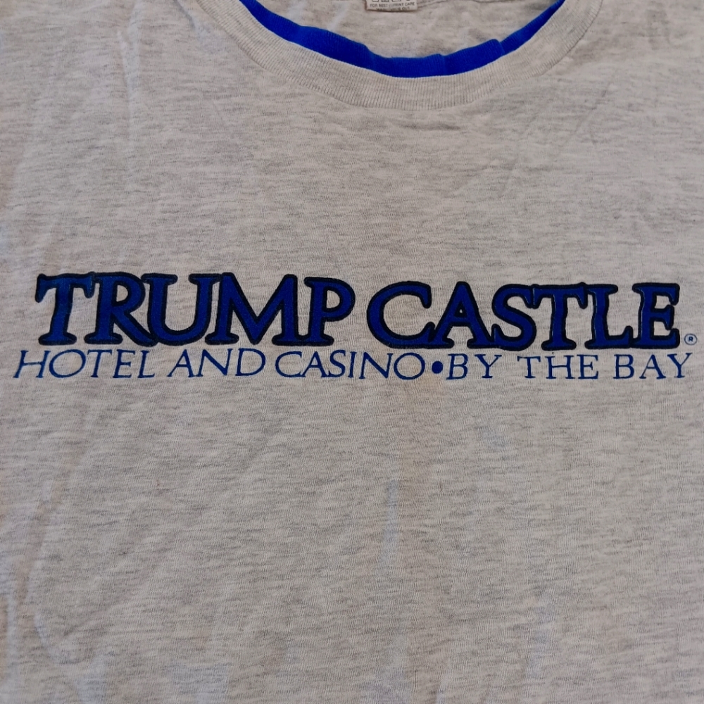 Vintage Trump Castle Resort White T-Shirt - Gem